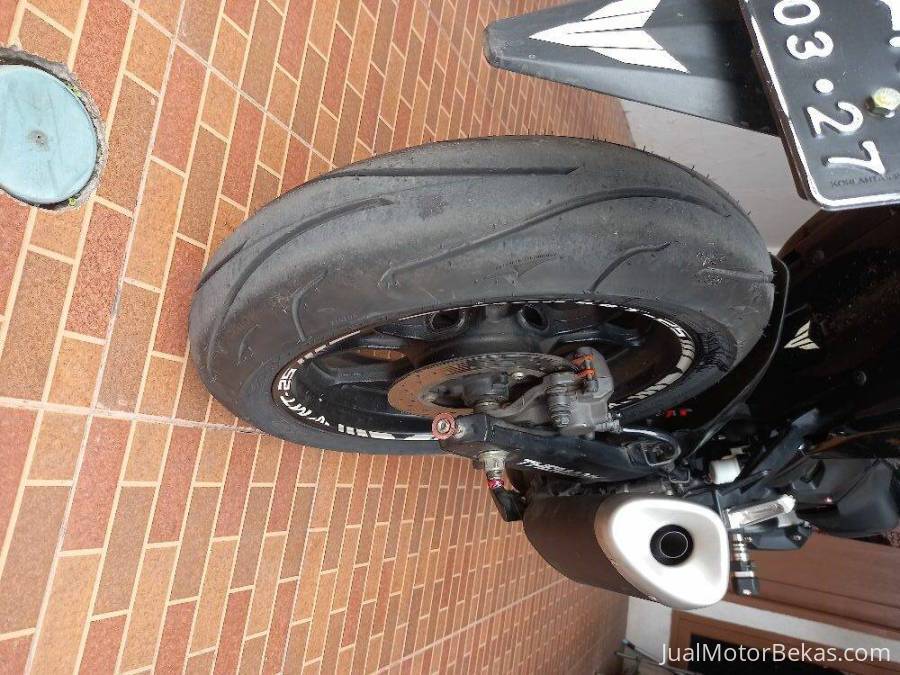 Yamaha MT25 Black Hawk