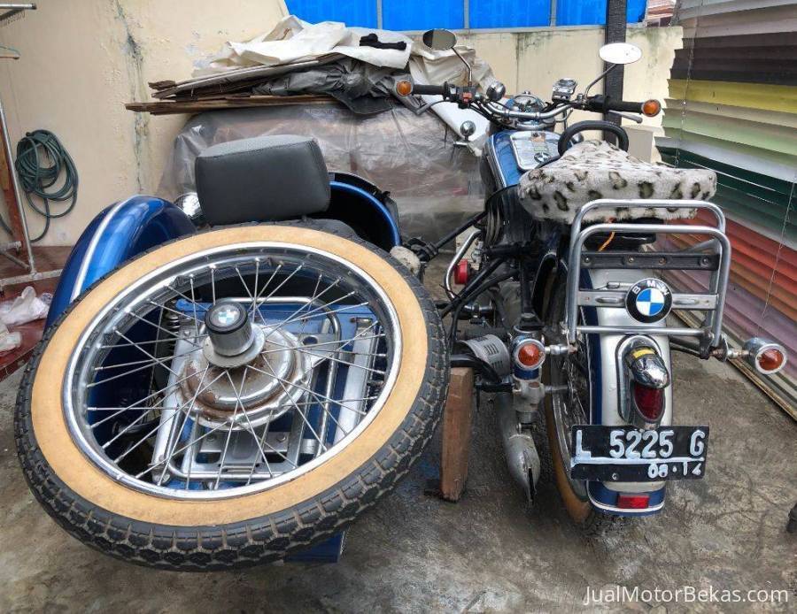 Motor sespan BMW R-25 Tahun 1952