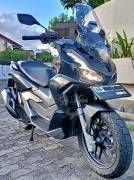 Honda ADV 160 CBS Hitam Glossy Tahun 2024 Plat AB