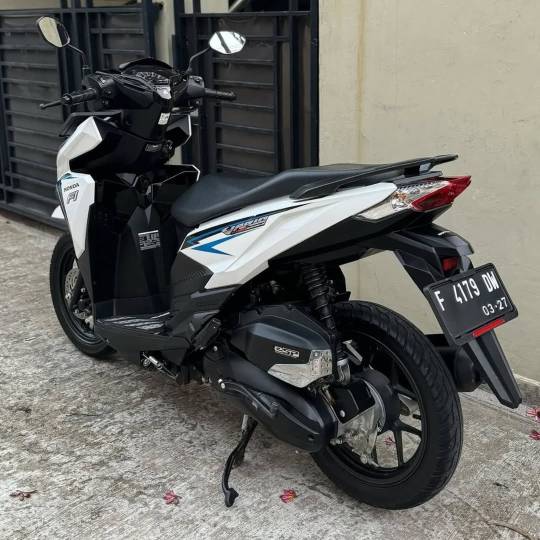 HONDA VARIO 125 ESP CBS ISS