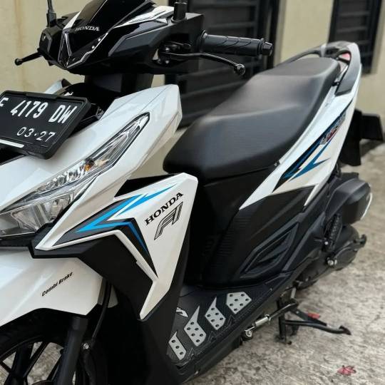 HONDA VARIO 125 ESP CBS ISS