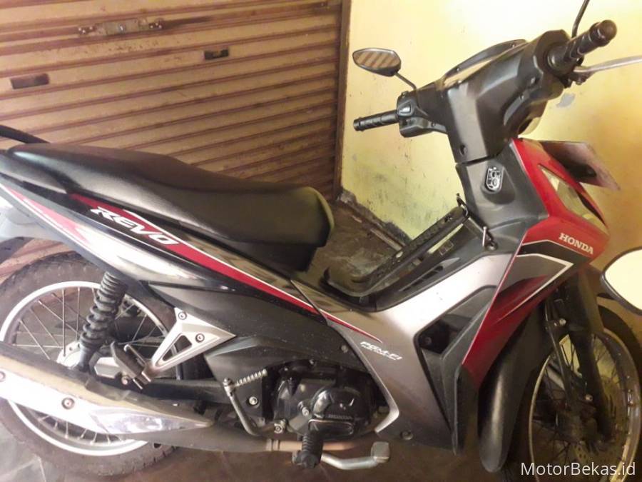 Dijual Motor Revo injeksi