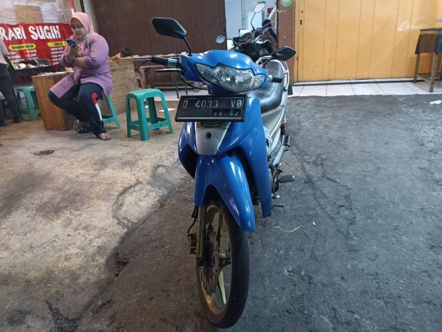 Suzuki smash 110 tahun 2005 SS kumpli pajak Off
